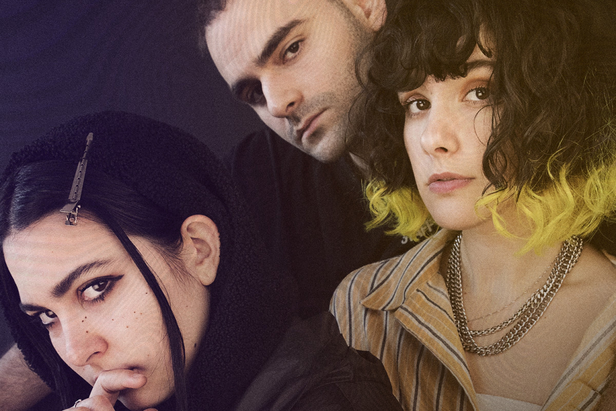 Milk & Bone Invites You to ‘Dive’ Into the Summer | Fringe Arts – The Link