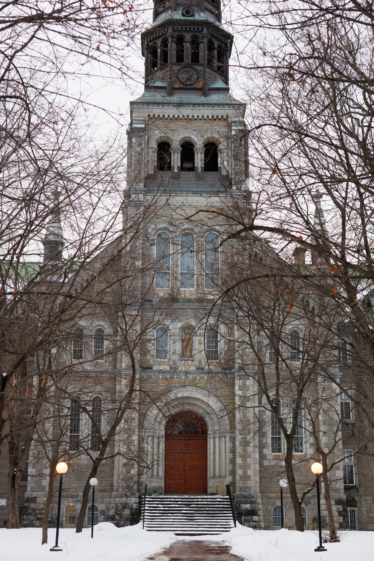 No more late nights at the Grey Nuns Reading Room | News – The Link